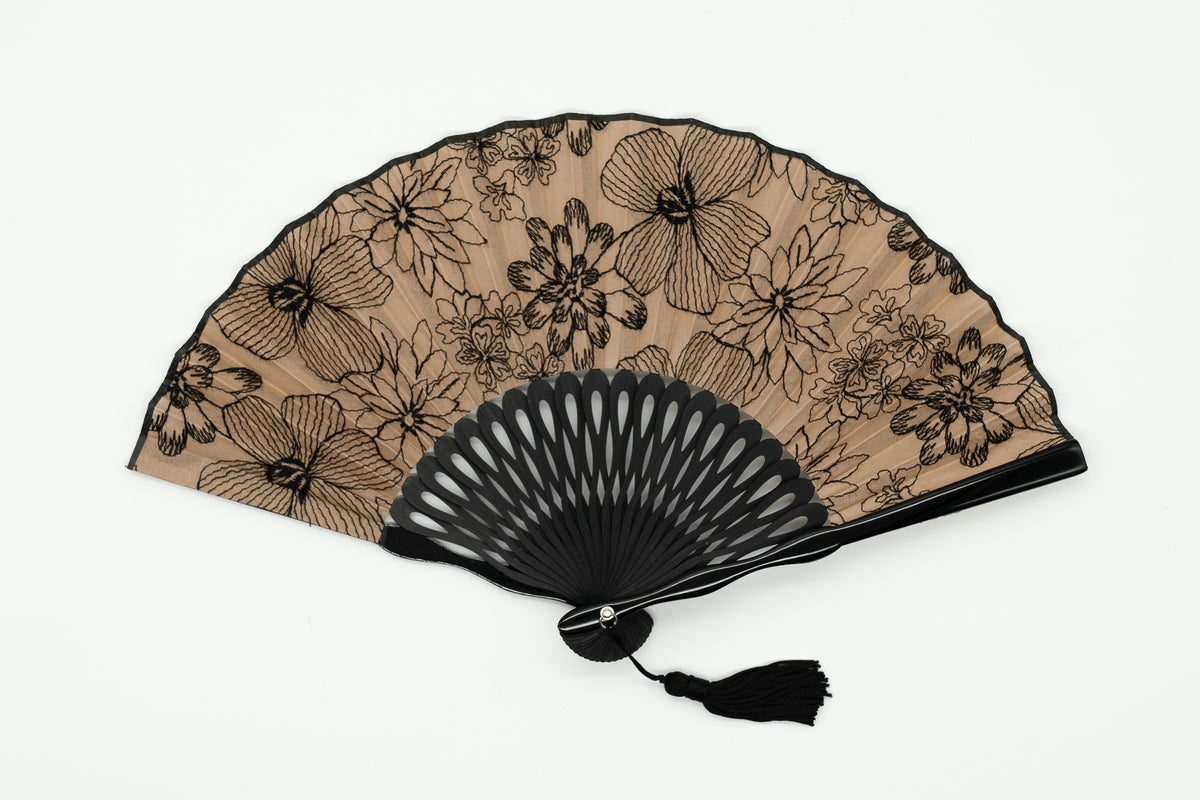 [With folding fan case and special paulownia box] Atre (beige)– 扇専門店 万葉